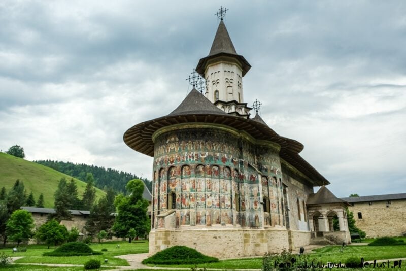 Discover Beautiful Painted monasteries in Romania